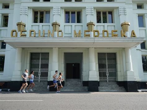 8 Tempat Wisata Di Bandung Yang Gratis Inspirasi Shopee