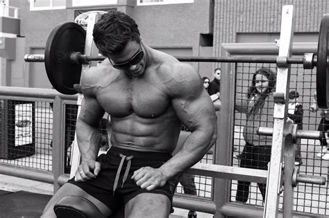 Daily Bodybuilding Motivation Calum Von Moger IFBB Professional