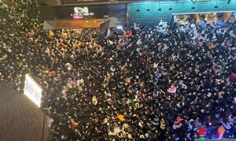 Seoul Halloween Stampede Hit A Home Run Biog Picture Galleries