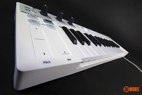 Review Arturia Keystep Midi Keyboard Djworx