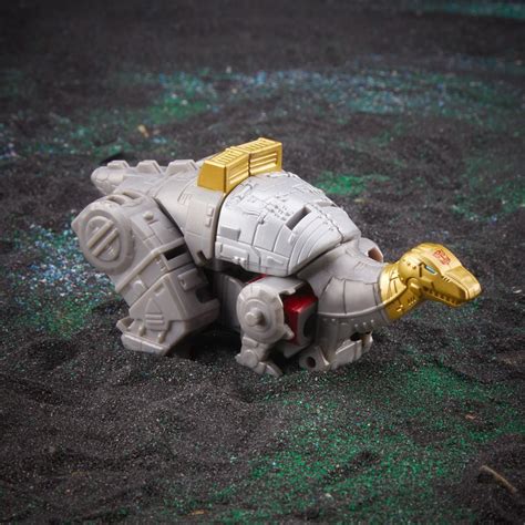 Transformers Generations Legacy Evolution Core Dinobot Sludge