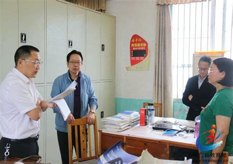 石门六中：县教研室到石门六中进行高三教学视导 教学研究 石门县第六中学