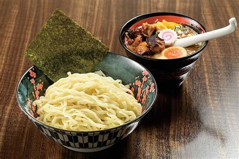 宝来軒 参（ほうらいけんさん）／上越屈指の人気店・宝来軒グループに新店 とんこつスープを使ったオリジナルメニューも ｜andkomachi