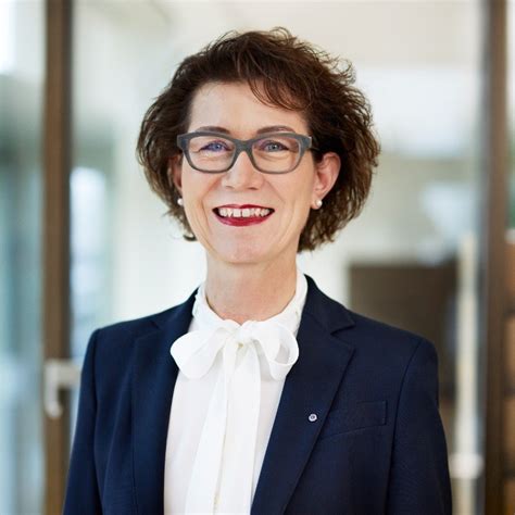 Andrea Steinmann Mascaro Leiterin Firmen Und Immobilienkunden Und Stellvertretende