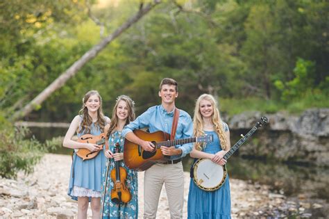 Bluegrass And Gospel With The Petersens Bluegrass Today