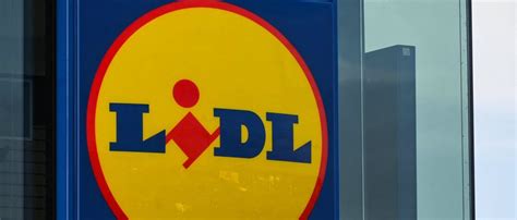Lidl Issues Recall Of Paw Patrol Snacks Over Porn Website The Daily Caller