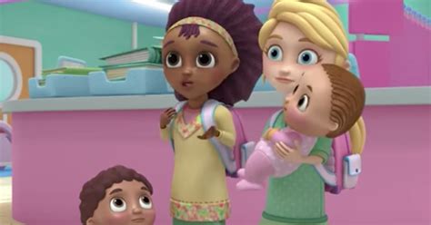 Disney Show Doc Mcstuffins Features Interracial Lesbian Moms