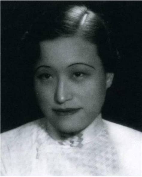 Sophy Zhang On Twitter 蒋介石娶了陈洁如之后的1922年到1926年，官越做越大，在国民党内的地位也越来越高，一跃