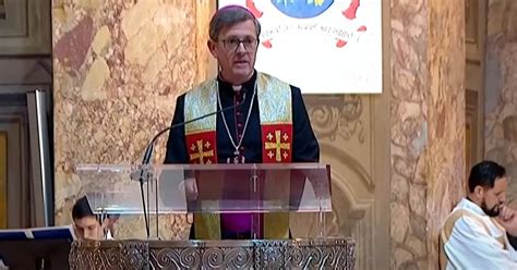En el tedeum Jorge García Cuerva advirtió que hay que acompañar con hechos y no solo con