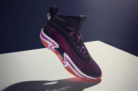 Nike lance la Nike Book 1 première chaussure issue de son partenariat