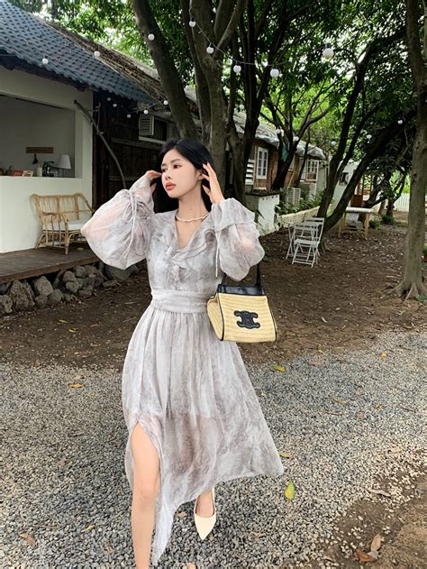 프릴 그레이 쉬폰 원피스 V 브이 넥 롱 슬리브 긴팔 얇은 여름 하이 웨스트 A 라인 언발 슬릿 트임 사이드 절개 포인트 롱