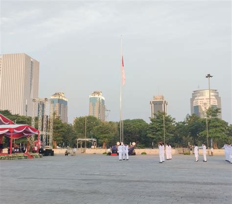 Pimpin Upacara HUT Ke 78 RI Di Monas Heru Budi Minta Warga Hindari