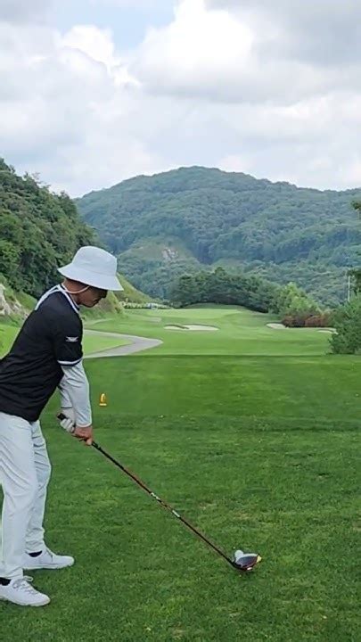 맥길로이친구 시원하게 죠져😱ㅋ골프골프존스크린골프nx골프존cc필드필드골프필드레슨웨지퍼터아이언비거리골프레슨숏게임숏아이언드라이버롱아이언우드유틸
