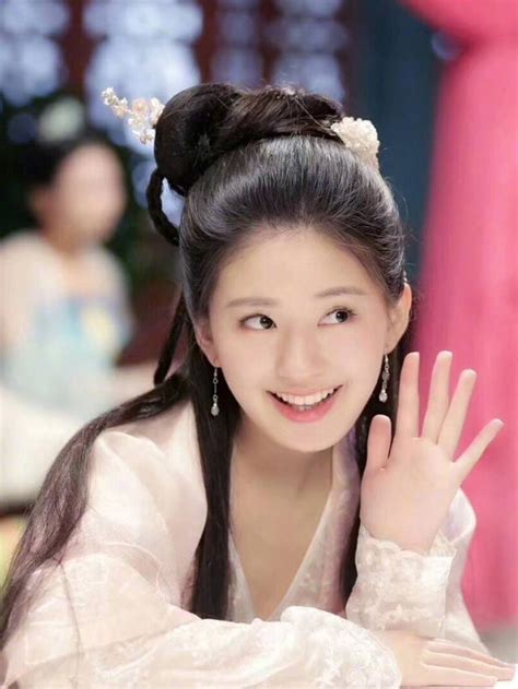 《哦！我的皇帝陛下》女主趙思露，你覺得她會是下一個趙麗穎嗎？ 每日頭條