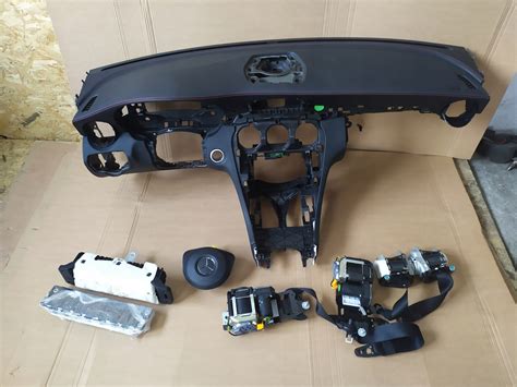 Mercedes C W Deska Konsola Airbag Czerwona Amg Za Z Z Go Uch W Allegro Pl