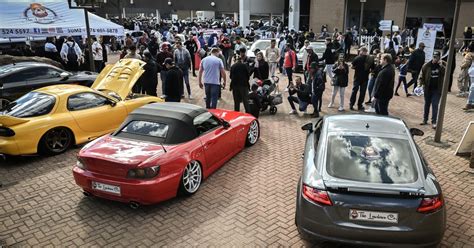 Classic Car Show Returns To Nasrec Dealerfloor