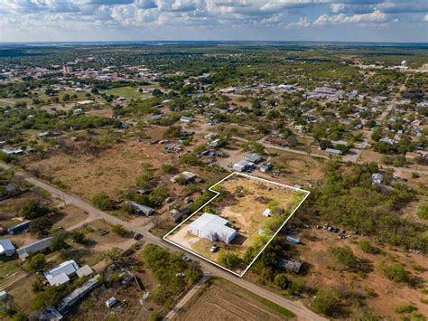 NEW PRICE 906 E Gaddis St Breckenridge TX 76424 Copperleaf