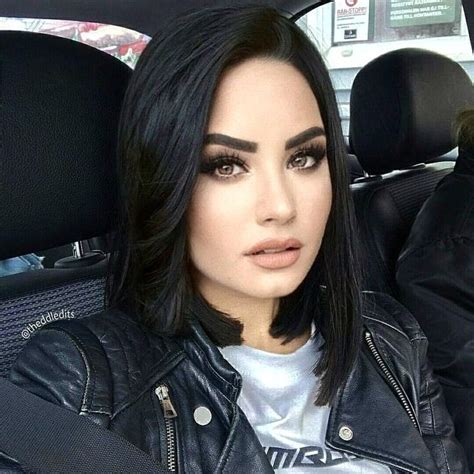 28 Most Popular Stacked Bob With Bangs For A Trendy Makeover Haircut Artofit
