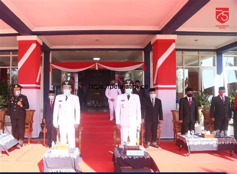 Pemkab Sampang Gelar Upacara Kemerdekaan RI Di Tengah Pandemi Covid 19
