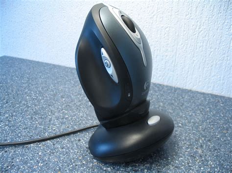 Logitech Mx1000 Review Docking Station And Ac Adapter Techpowerup