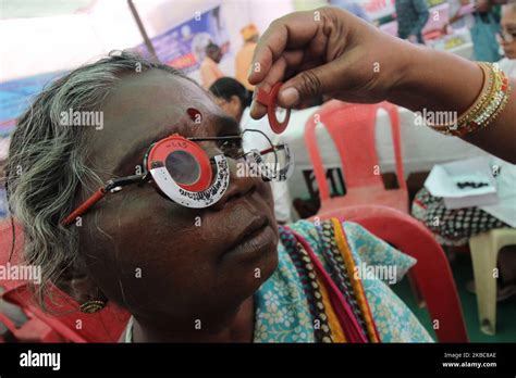 Free Eye Check Up Camp Hi Res Stock Photography And Images Alamy