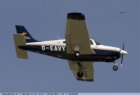 2005 Piper Arrow