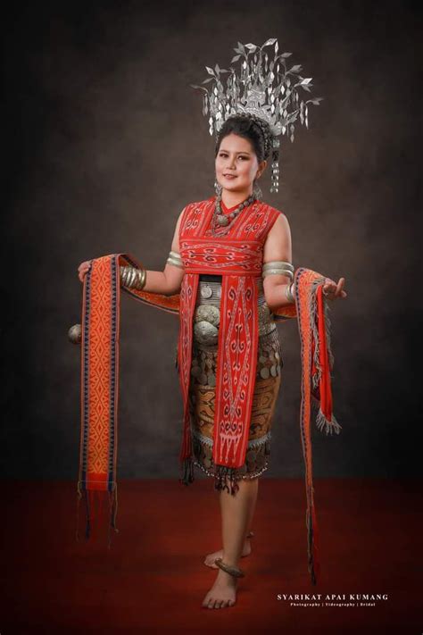 Iban Julau Traditional Costume Traditional Fashion Traditional Outfits Malaysia Clothing