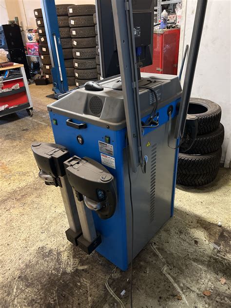 Wheel Alignment Machine Simpesfaip Bora 217 With Accessories Ps
