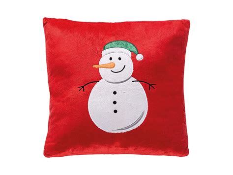 Meradiso Christmas Blanket And Cushion Set1 Lidl Great Britain
