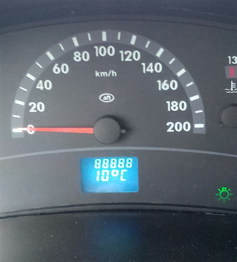 Красивые показания спидометра — Lada Калина Хэтчбек (1G), 1,6 л, 2007 ...