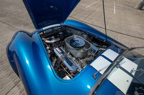 Shelby Cobra 427 Engine