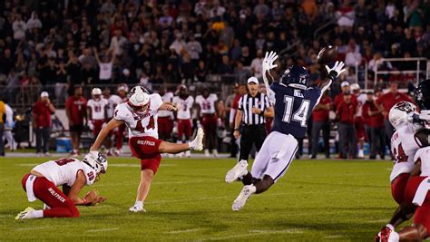 Nc State Football Grading Wolfpacks Win At Uconn