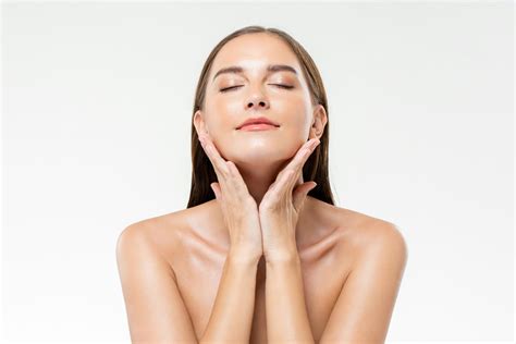 How To Maintain Skin Hydration Using Hyaluronic Acid Neuluna