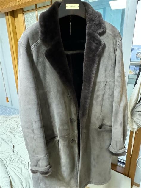 로로피아나 최고급 무스탕 코트 민트급 헬로마켓