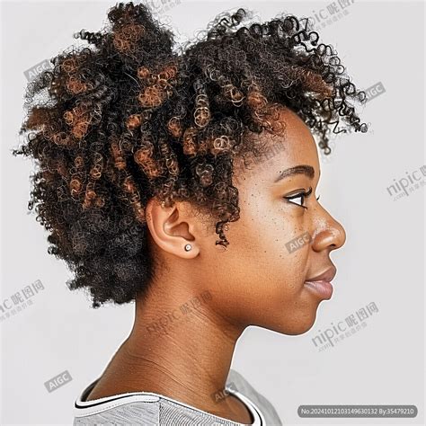 Ai创作图非洲黑美人 非洲发式 美女人物侧脸 儿童侧面照 少女侧面 非洲种族的美 非洲人模型 美国黑人种族 亚马逊电商假发类图片 非洲裔种族分隔开的 非洲少女 黑色人种 小女孩侧面 黑人美女
