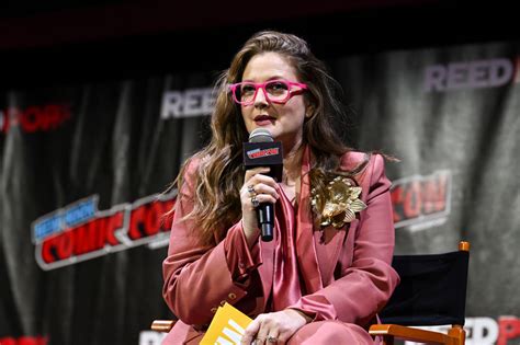 ≡ Backlash Over Drew Barrymore Resuming Her Talk Show Explained 》 Her