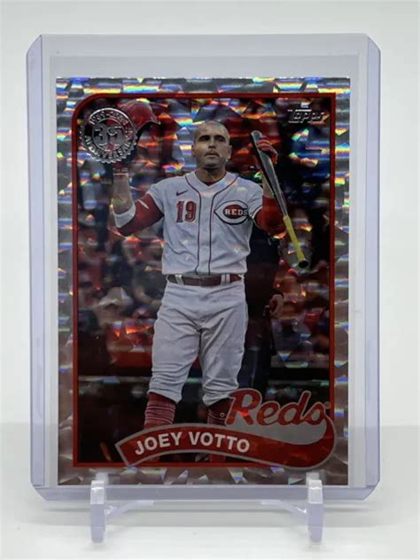 2024 TOPPS SERIES 1 Baseball Joey Votto 1989 Silver Crackle Foil