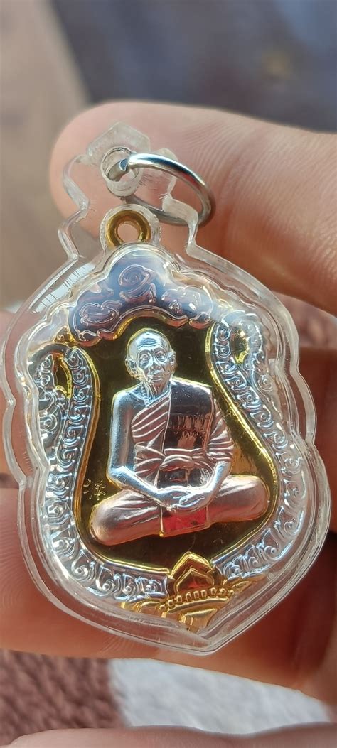 ศิษย์ หลวงพ่อ เพี้ยน วัด เกริ่น กฐิน ลพ บุรี ศรัทธา บารมี วัตถุมงคล เปิด เหรียญเสมาอายุวัฒน