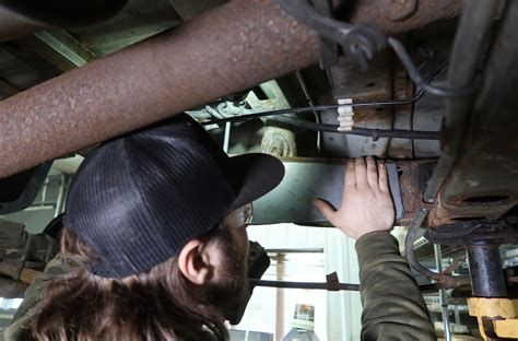 frame rust repair lugnuts garage