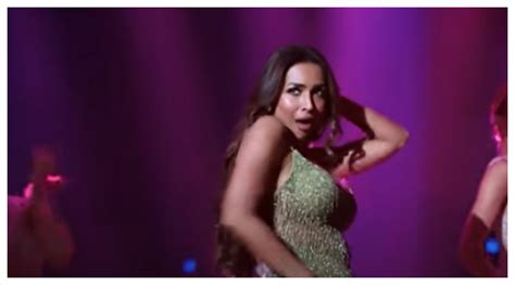 An Action Hero Song ‘aap Jaisa Koi Malaika Arora Goes Back To Her