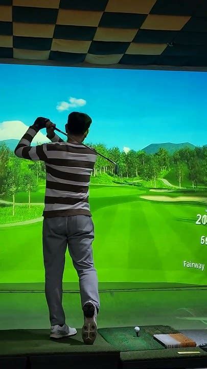 떵지리는화질 필드야 스클이야 ㅋ멋진 80미터 하이페이드샷을 바라지만 위깁니다ㅠㅠ 😭 골프존 스크린골프 골프 골프레슨 필드골프 필드레슨 골프장 퍼터 필드