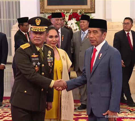 Profil Maruli Simanjuntak Menantu Luhut Yang Dilantik Jokowi Jadi KSAD InspirasiNusantara Id