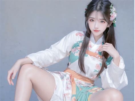 不愧是汉服，连我这种抠脚大汉穿起来都那么好看yoly莜莉 站酷zcool
