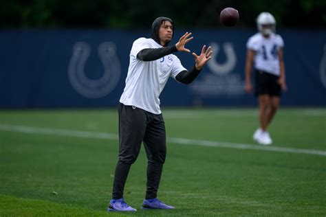 Jonathan Taylor Contract Issue Getting Public