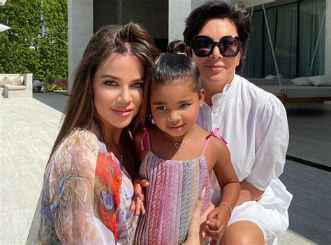 Khloé Kardashian And Trues Matching Pjs Turn Christmas Into Krismas
