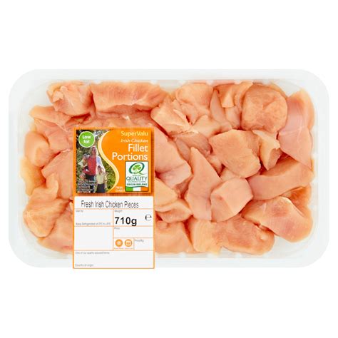 SuperValu Fresh Irish Chicken Diced Fillet Pieces Large 710 G