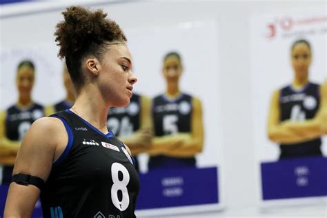 Sarıyer Belediyespor Ile Kimberly Drewniokun Yolları Ayrıldı