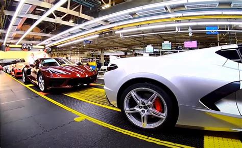 Video Corvette Assembly Plant Manager Demystifies The C8 Corvettes