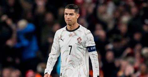 Cristiano Ronaldo En Deuil Un Moment Difficile Pour La Star Portugaise