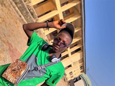 Itz Kelve Divine